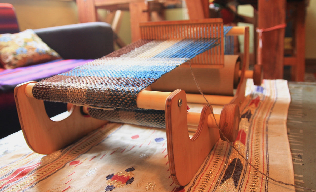 The Heddler-Table loom – Harvest Looms